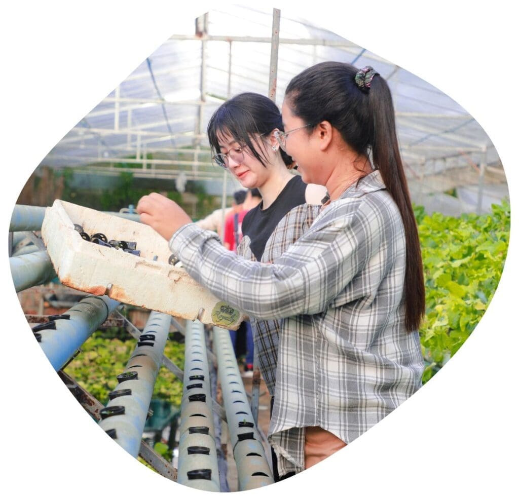 Dak Dam Innovators for Resilient Agriculture - Impact Hub Phnom Penh